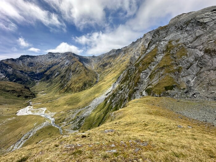 Rabbit Pass Alpine Trek Overview | Hiking New Zealand (HikingNZ)