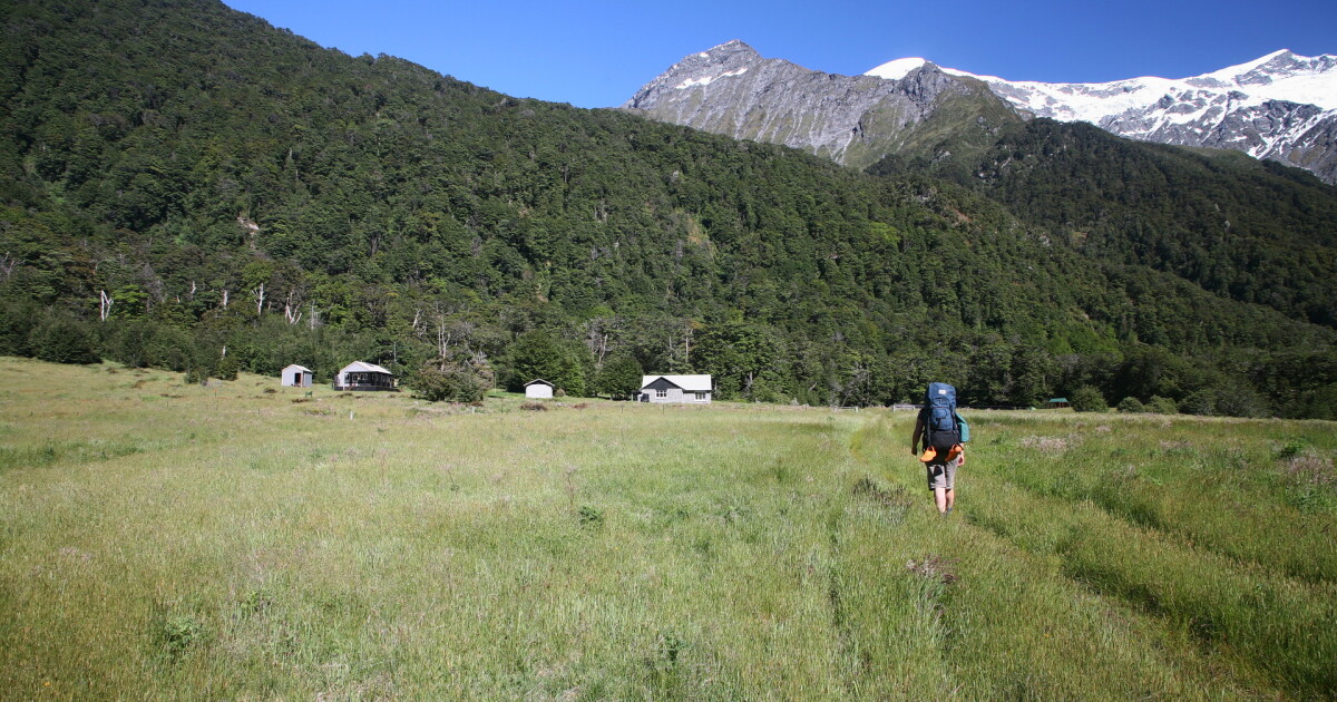 Family Southern Explorer Photos | Hiking New Zealand